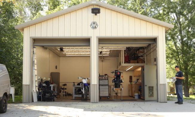 Separated Motorcycle Garage - GRIP ELEMENTS