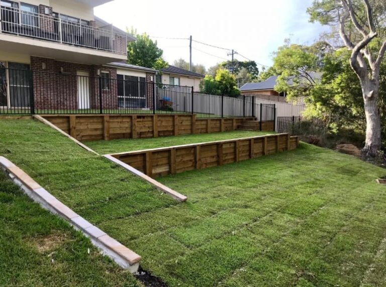 7 Retaining Wall Ideas for Sloped Backyard - GRIP ELEMENTS