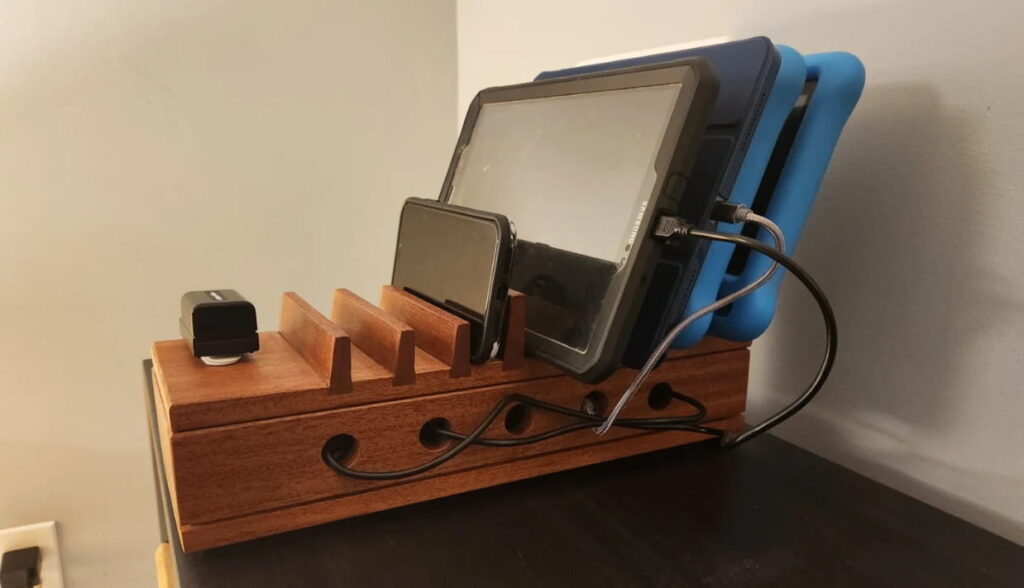 7 DIY Charging Station Ideas to Declutter Wires - GRIP ELEMENTS